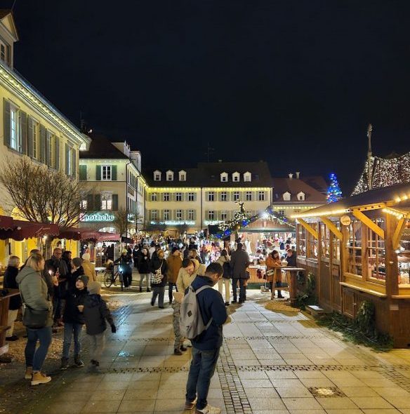 Weihnachtsmärkte sicher: Faeser sieht derzeit keine konkrete ... Weihnachtsmärkte sicher: Faeser sieht derzeit keine konkrete ...